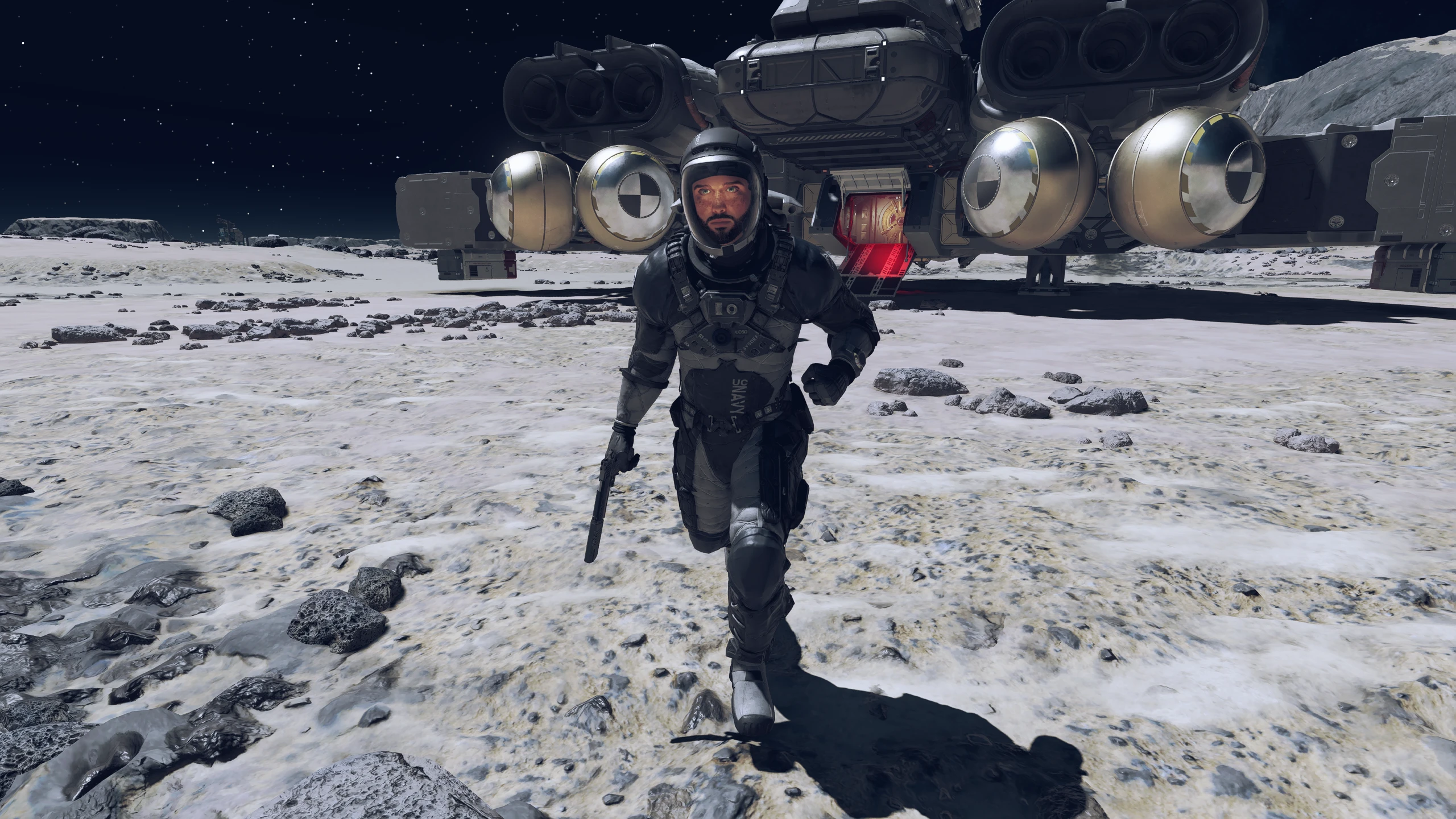 Standalone UC Mark 1 Space Suits V1.2 - Allmods.net